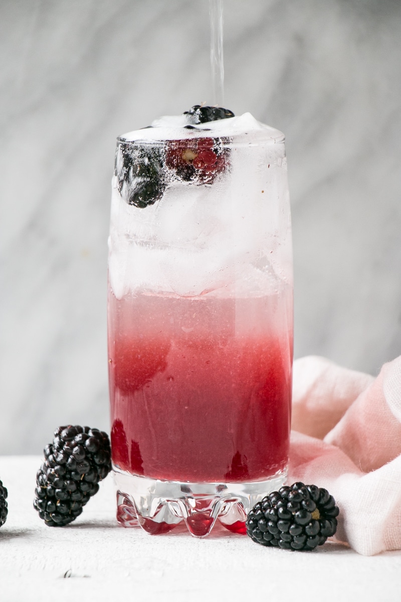20 Blackberry Alcoholic Drinks - Aspiring Winos