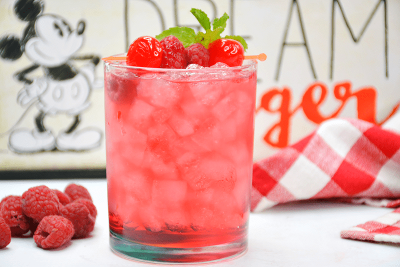 Canadian Victorian Raspberry Cocktail - Aspiring Winos