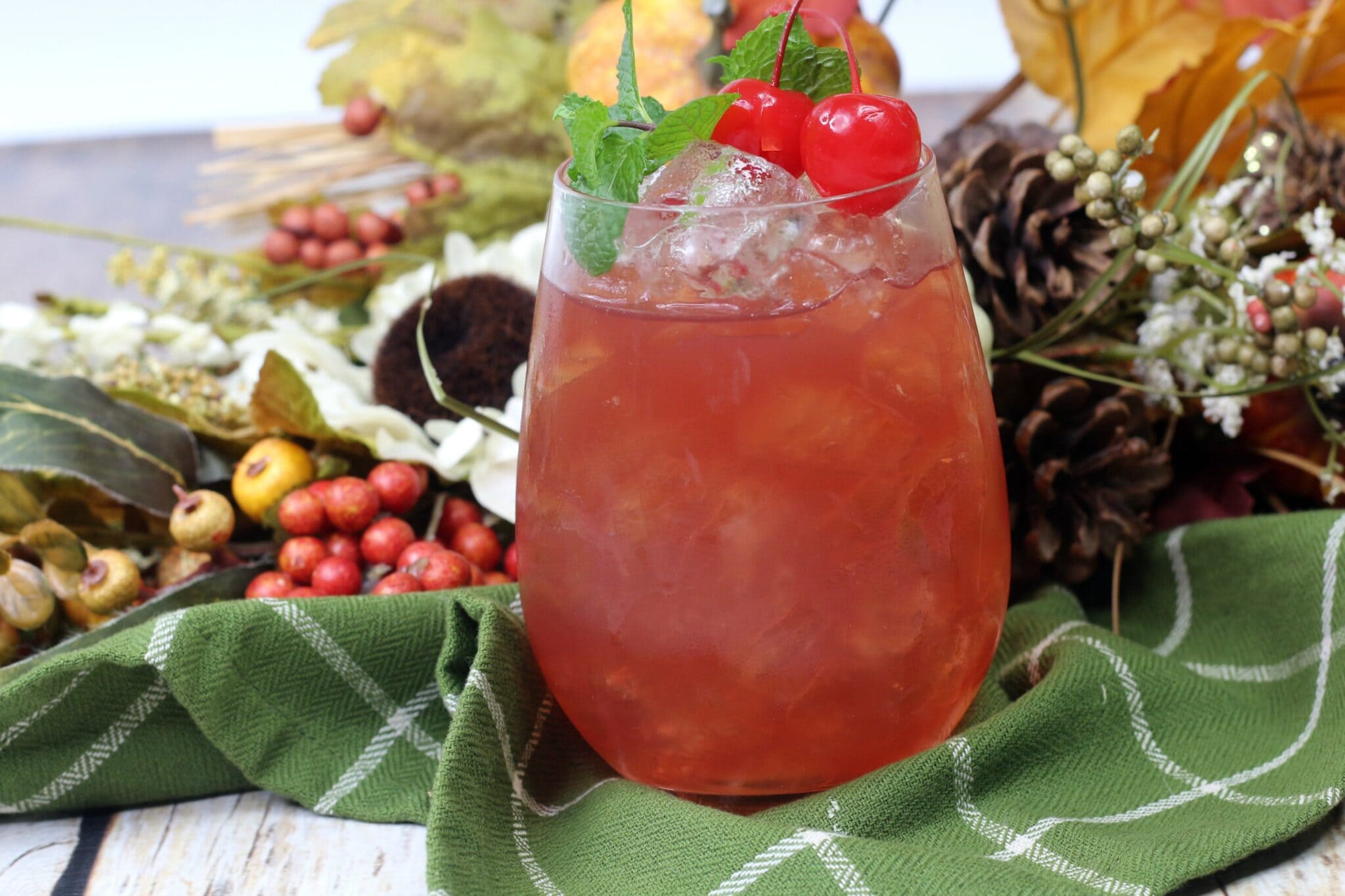 Fall All In Crown Royal Cocktail - Aspiring Winos