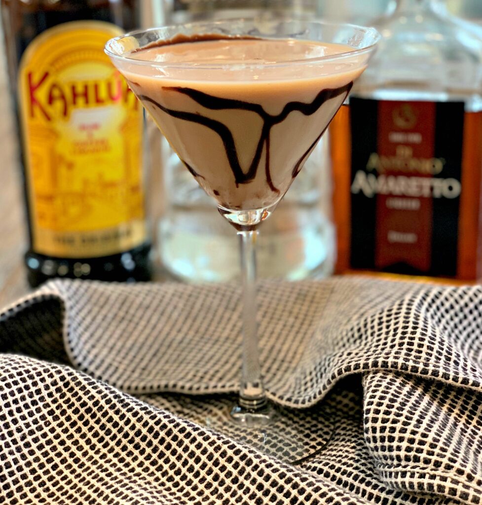 The Ultimate Guide to Mixing Kahlua Cocktails - Aspiring Winos