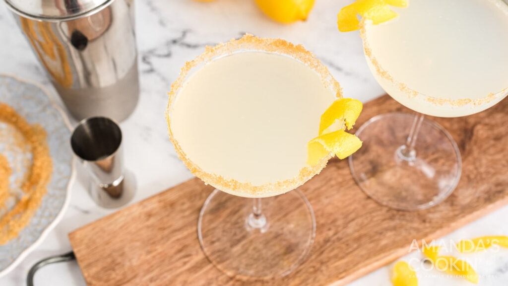 Cocktails with Triple Sec You Need To Try - Aspiring Winos