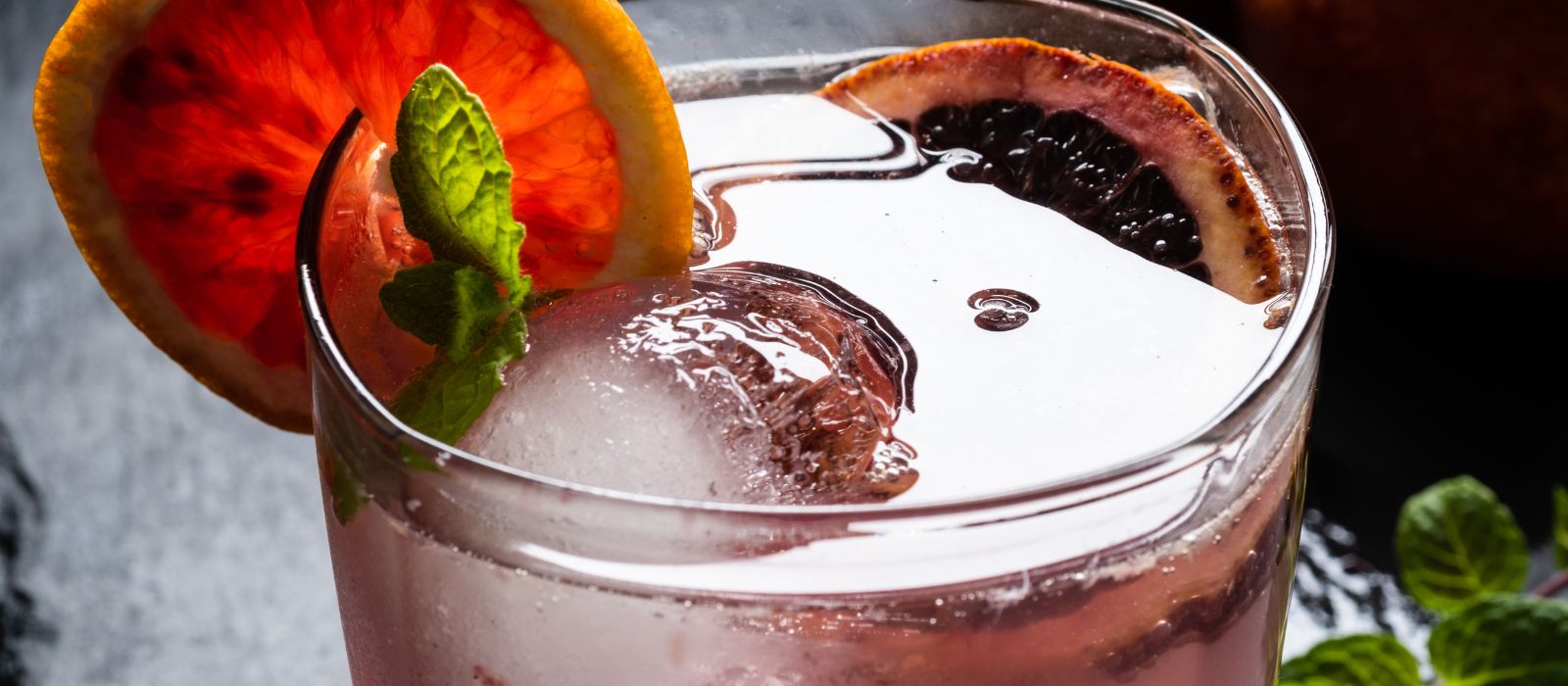 20 Delicious Pre-made Mocktails For Dry January - Aspiring Winos
