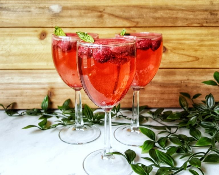 Sparkling Peach Wine Float - Aspiring Winos