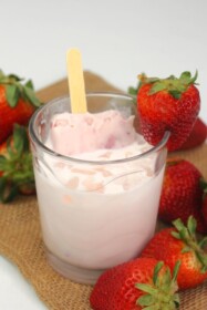 Strawberry & Cream Cocktail - Aspiring Winos