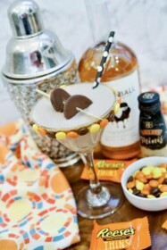 Candy Bar Cocktail Recipes to Satisfy Your Sweet Tooth - Aspiring Winos