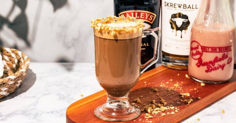 Candy Bar Cocktail Recipes to Satisfy Your Sweet Tooth - Aspiring Winos